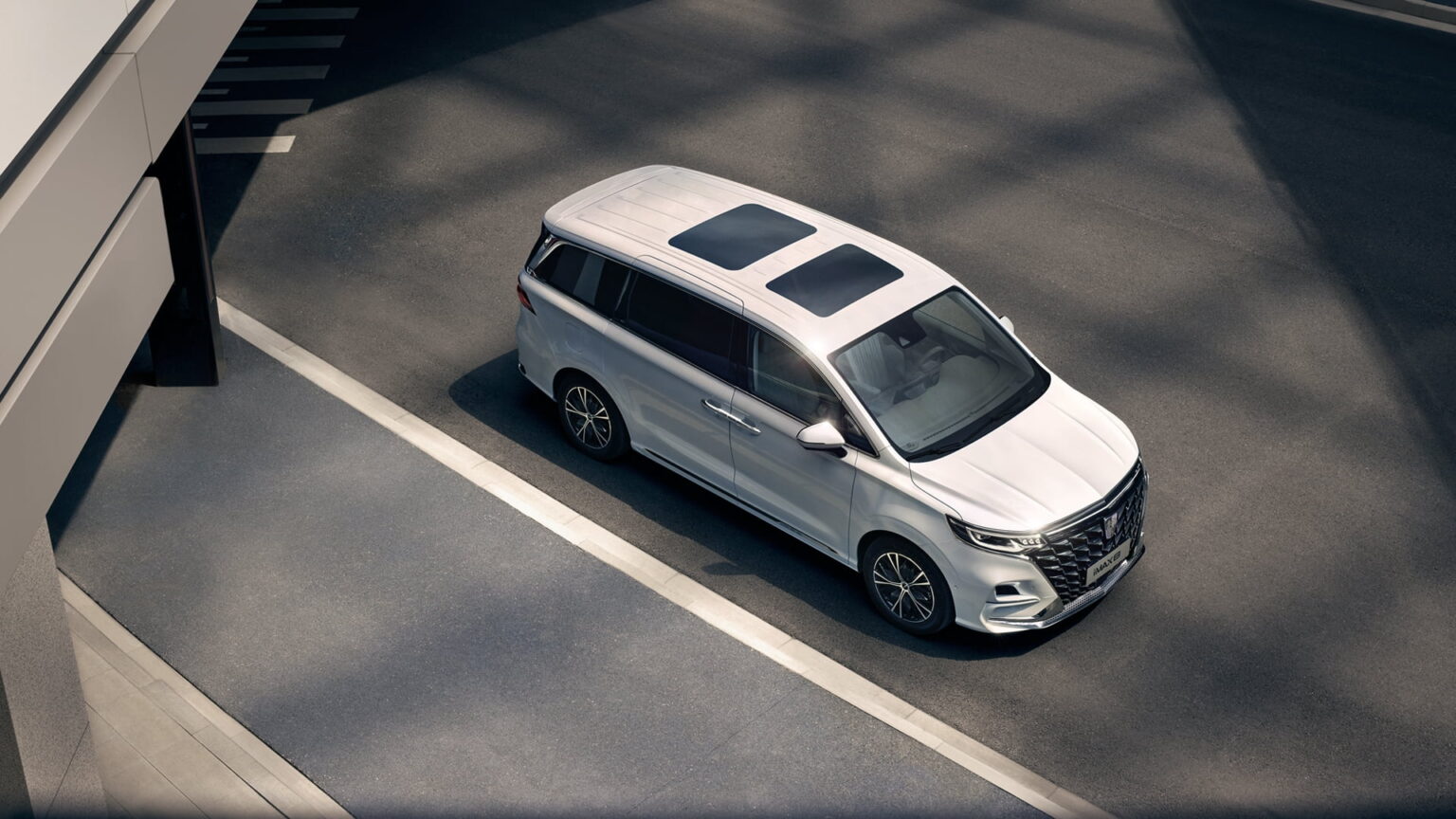 荣威iMAX8 _最新报价_图片油耗配置参数_预约试驾_上汽荣威官网